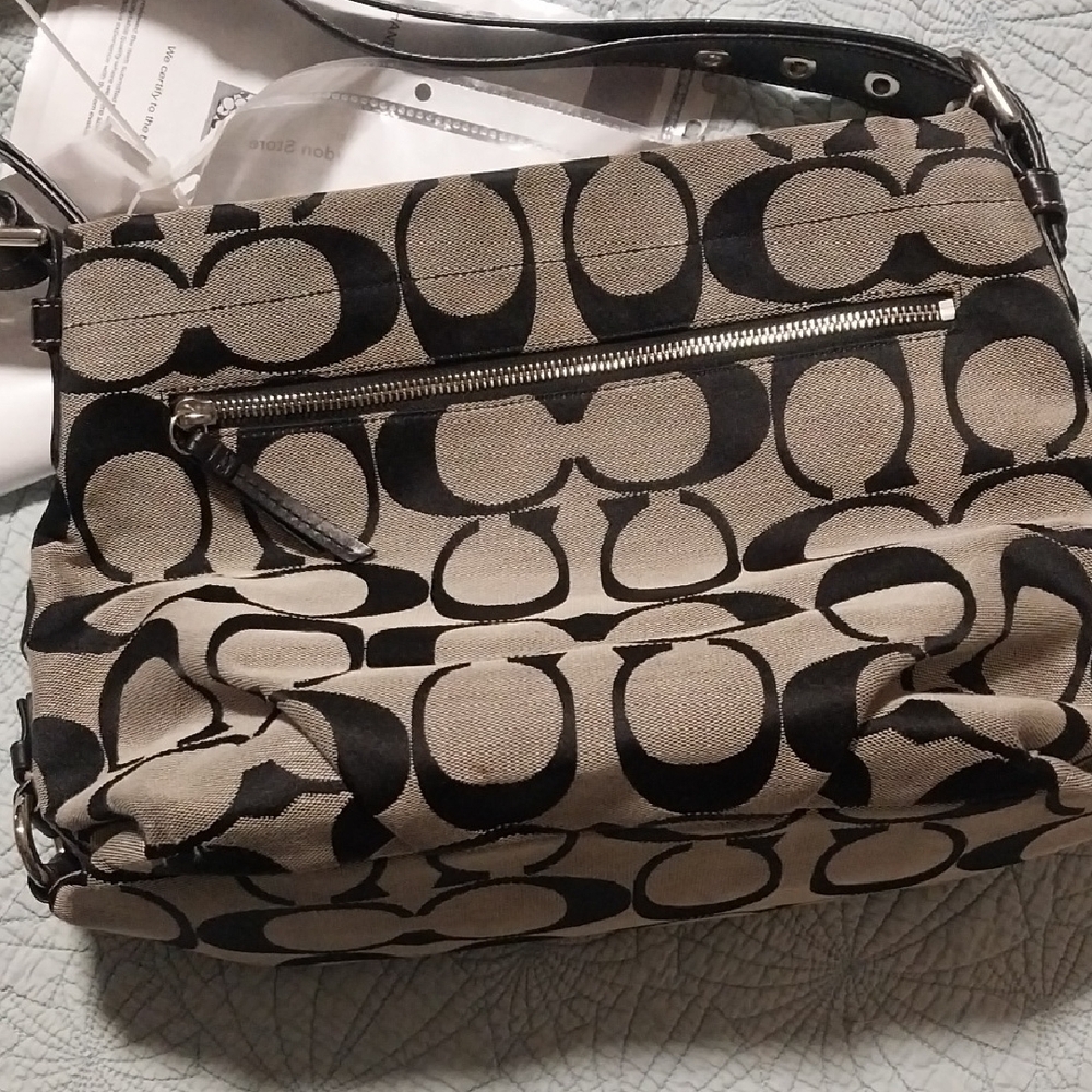 Coach Black And Tan Logo Shoulder Bag - Gem